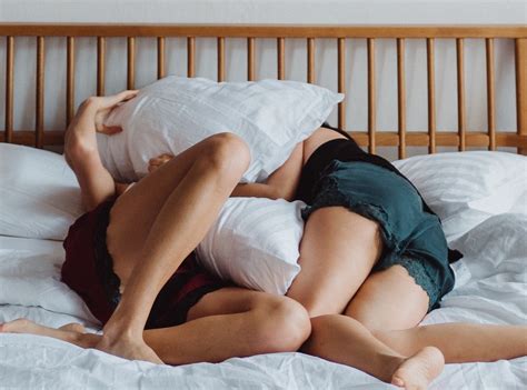 Sex Board Games You Can Play With Your Partner The Everygirl