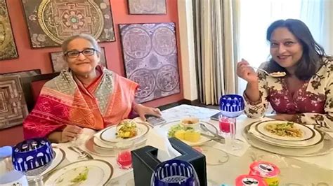 মেয়ের সঙ্গে জমিয়ে লাঞ্চ ঝড়ের গতিতে ভাইরাল হাসিনার এই ছবি