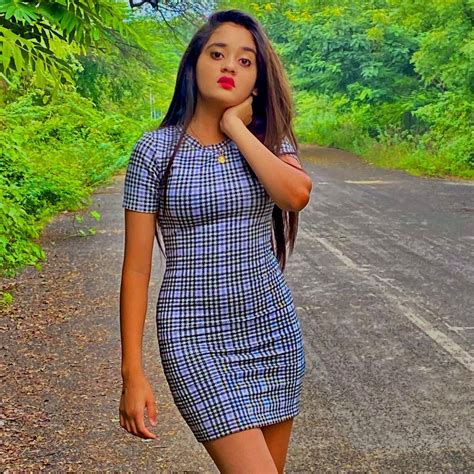 Bindass Kavya Biography Age Height Pubg Id Bf Wiki