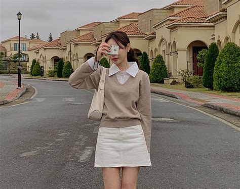 리리앤코 로베티브 브이넥 세미크롭 셔츠 니트 신상 데일리룩 데이트룩 캐주얼룩 캠퍼스룩 러블리룩 긱시크 프레피룩 셔츠니트 브이넥니트 심플 자체제작 통통녀 빅사이즈 추천 교복템