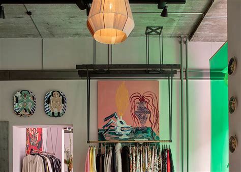 Francisco Sarria Retail