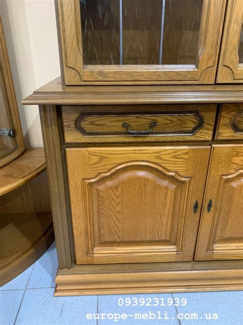 Втрина сервант креденс книжков шафа шкаф 12 000 грн Меблі для вітальні Червоноград на Olx