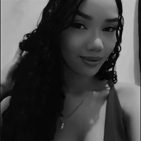 𝗌𝗎𝖾𝗅𝗅𝗒𝗇 ☽ Saabrinasuellyn On Threads