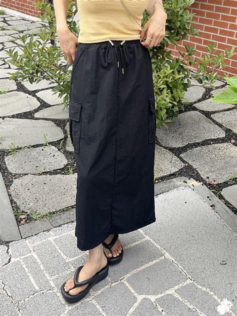 바스락 밴딩 카고롱스커트 나일론스커트 아노락스커트 에이블리