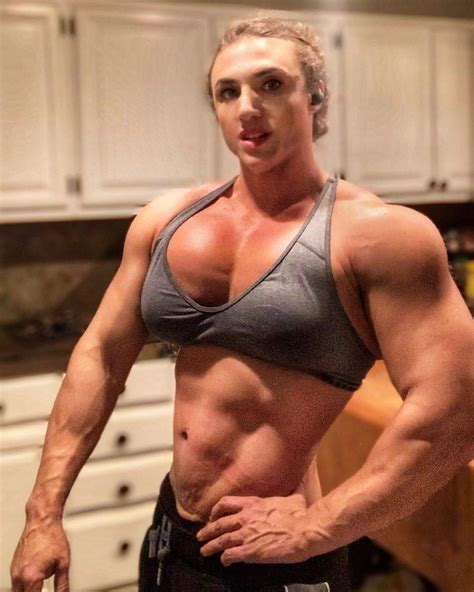 Kaitlyn Vera Scrolller