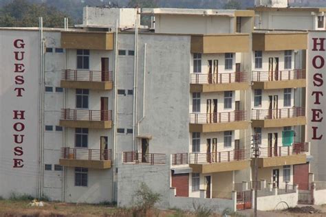 Jnct Professional University Admission 2025 Fees Bhopal