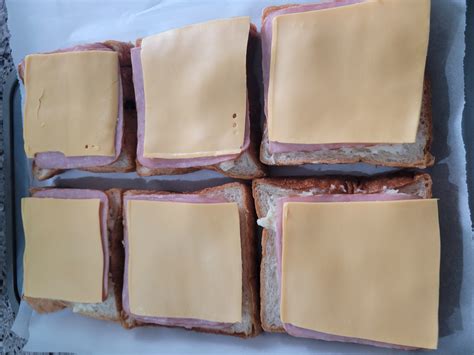 크로크무슈 만들기 부드러운 베샤멜소스 레시피