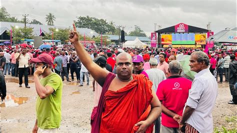 මීට වඩා හොන්දායි බූරුවගේ ගෝතයා හොරුන්ට රට පාවාදෙන කක්කී සුදා කෝටි 7කට පු දෙයි මුන් රටට