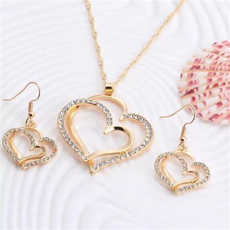 Набір сережки та ланцюжок — ціна 115 грн у каталозі Сережки Купити аксесуари за доступною ціною