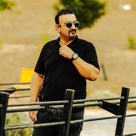 Niknam Niknam32231 • Threads Say More