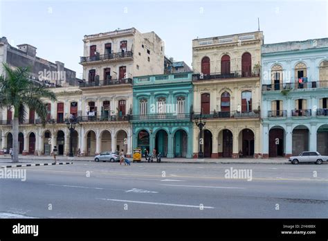 Cuban Building Colors