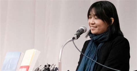 소설가 한강이 한국인 최초 노벨문학상을 수상한 뒤 남긴 한마디