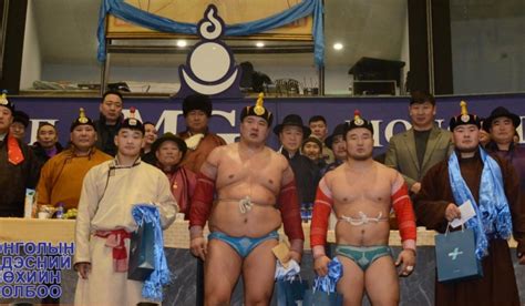 Сумын 100 жилийн ойд зориулсан барилдаанд улсын аварга П Бүрэнтөгс түрүүллээ