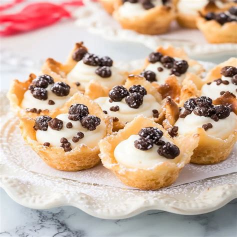 Delicious Mini Cannoli Cups Recipe For Easy Dessert Treats Hailie Recipes