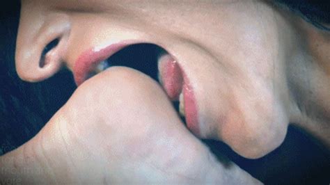 Real Sisterly Love Shoe Removal Heel And Toe Biting Sole Licking Toe