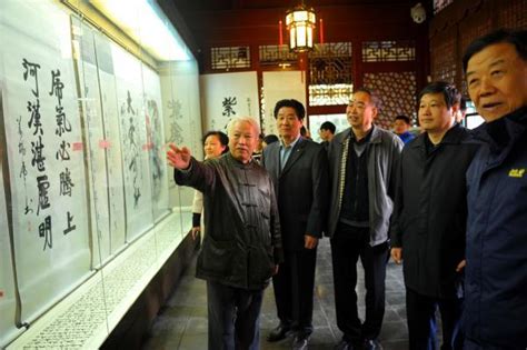 「書畫進萬家，公益美中華」全國巡迴展濟南展在趵突泉景區舉辦 每日頭條
