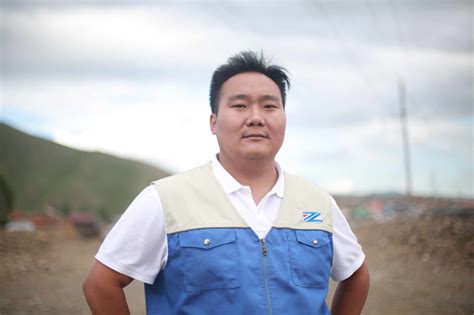 Түгжрэлийг бууруулах автозамын өргөтгөлийн ажил явагдаж байна