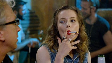 Love Season 1 Gillianjacobs