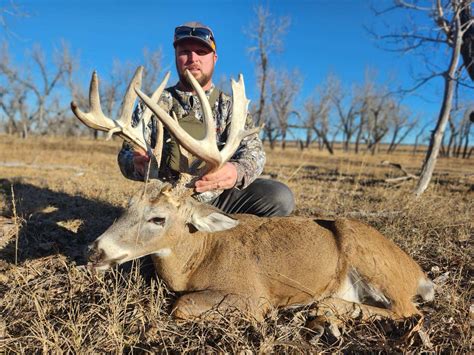 South Dakota Estate Guided Mule Deer Hunts And Hunting Trips Wlhunting