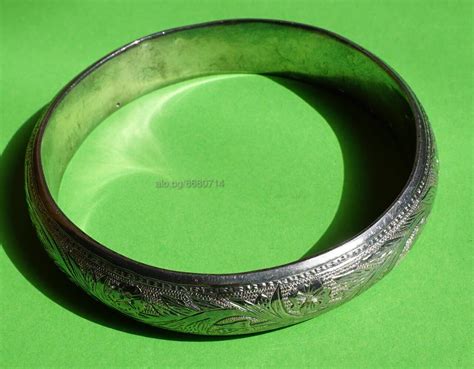 Гривна бижу гравирана Дамско бижу Друг метал Бижута Велико Търново Продава се крас