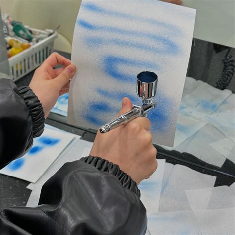 어텀뷰티 • 메이크업클래스 • 퍼스널컬러진단 💐 에어브러시 에어브러시아트 메이크업수업 에어브러시는 미용분야에서 다양한 영역에 쓰여요👩🏻‍🎨 ️아트메이크업 ️바디