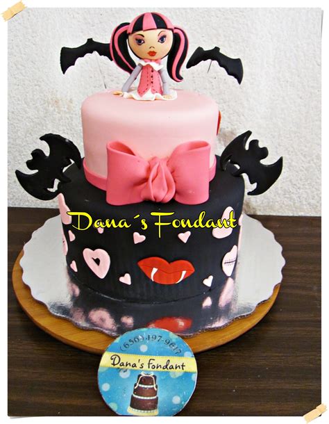 Draculaura Cake Pasteles