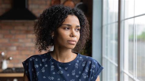 6 Subtle Phrases That Make Your Wife Quietly Dislike You According To Psychology Mitzi