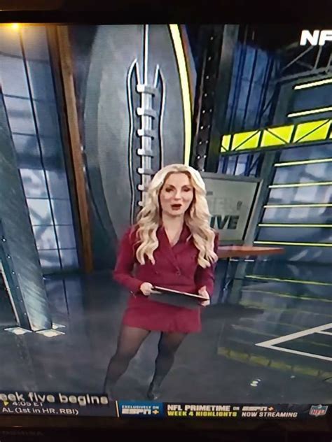 Hot Laura Rutledge