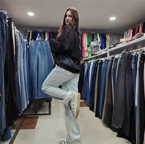 დები დები