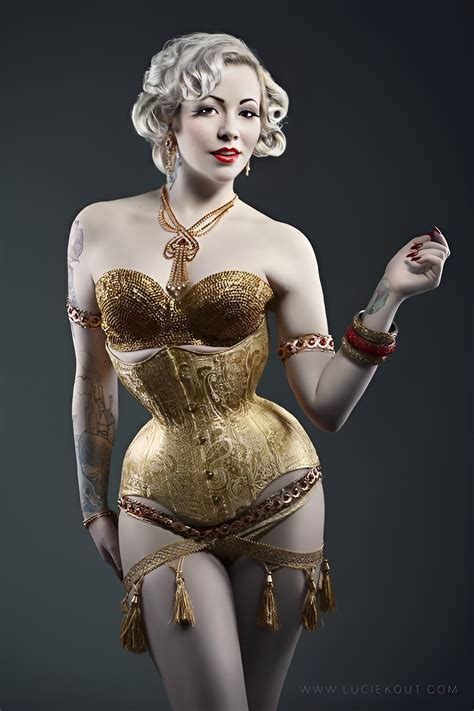 Sexy Pin Up Lady By Uripaperthefan On Deviantart