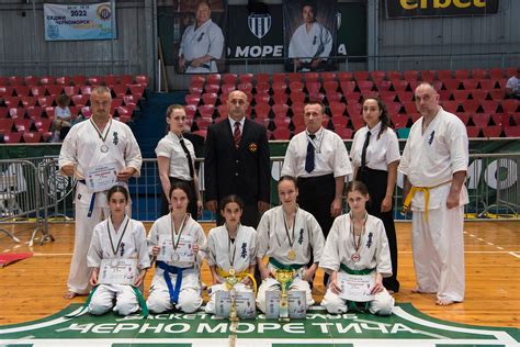 Спортен клуб Карате киокушинкай с девет медала от държавното първенство Купа Божилов