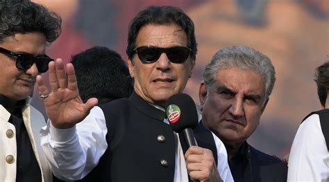Pakistanis Need To Stand Up For Their Rights Says Imran Khan On Day 6