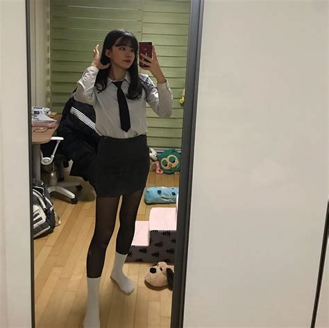 중3 고1 고2 현재 너무 많이 변했다😡😂 교복스타그램 교복 래쉬가드 중3때 칼단발 고1때 뿌까머리 현재 왜이렇게 많이 삭았지 😂😂😂😂😂😂😂