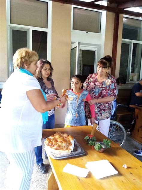 Дневен център за деца и младежи с уврежданияСърчице с Горски Сеновец Дневен център за