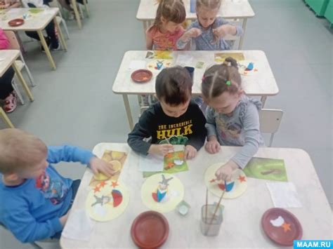 Конспект занятия по аппликации в средней группе «Открытка к 23 февраля 6 фото Воспитателям