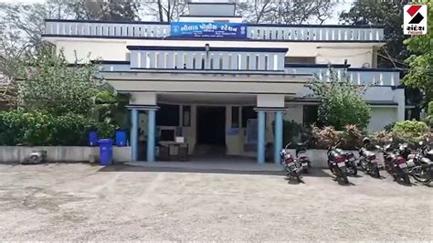 વલસાડમાં માતાએ ચાર બાળકો સાથે ઝેર પી આત્મહત્યાનો પ્રયાસ કર્યો Video Dailymotion