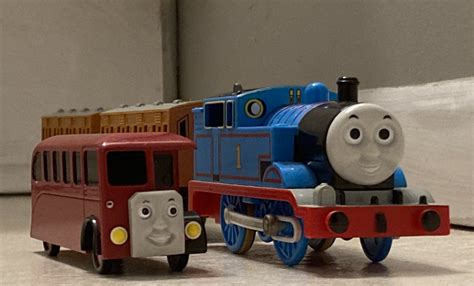 Thomas And Bertie By Jonlukevilletvart On Deviantart