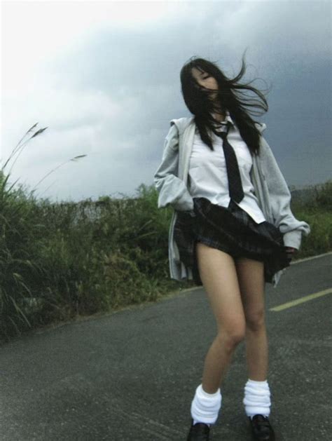 Pin De Ali Valverde Miranda Valverde Em Pics Garotas Poses Legais Looks