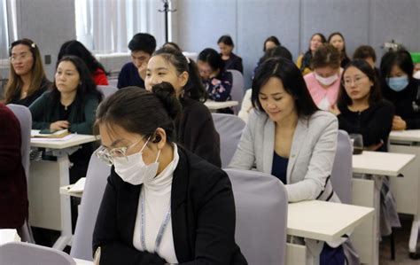 ”Байгууллагын үнэ цэнэ” сэдвээр лекц уншиж санал солилцлоо Эрүүл мэндийн хөгжлийн төв