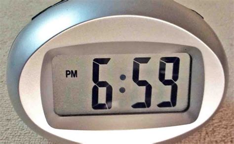 Radio Shack 6300452 Talking Clock Review Toms Tek Stop