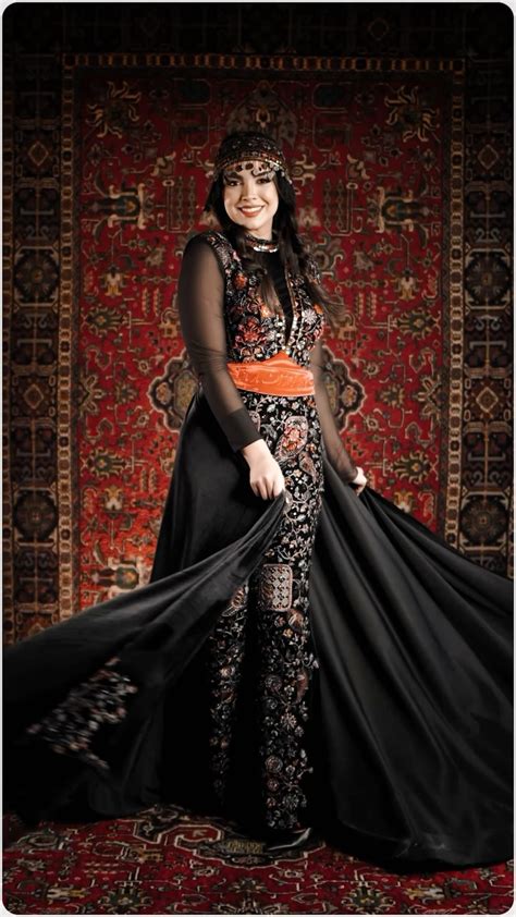 Nastaran ‎ هیچ کس من نیست و این قدرتِ منِ ⚡️ لايفستايل بلاگر