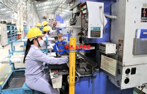 Ứng Dụng Thường Thấy Của Máy đột Dập Thiết Kế đồng Phục Hà Nội