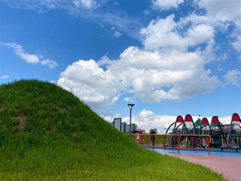 Үндэсний цэцэрлэгт хүрээлэн дахь Kfc нэрэмжит талбай өнөөдөр нээлтээ хийлээ