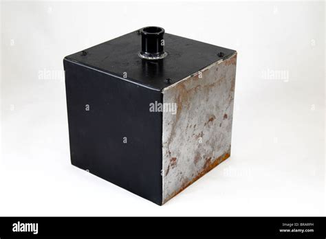 A School Leslie Cube Or Leslies Cube Used To Demonstrate Variations In Energy Radiating From