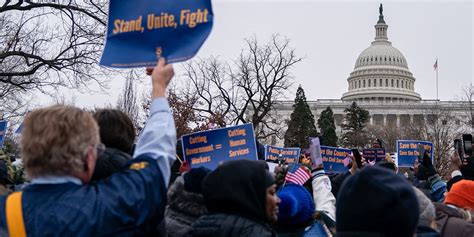 Federal Workers Shouldnt Have Collective Bargaining Rights