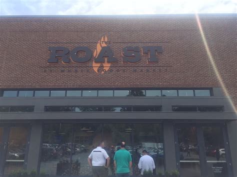 First Look Whole Foods Restaurant The Roast Opens Its Doors Icymi