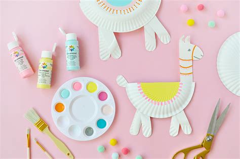 Делаем ламу из одноразовой тарелки