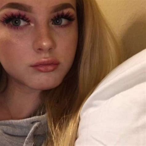 Lily Harts Instagram Twitter And Facebook On Idcrawl