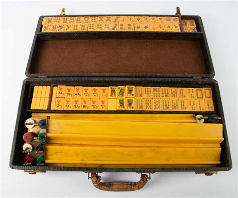 At Auction Vintage Bakelite Mah Jongg Set