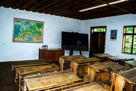Empty Classroom Stock Photos Free Royalty Free Stock Photos From Dreamstime